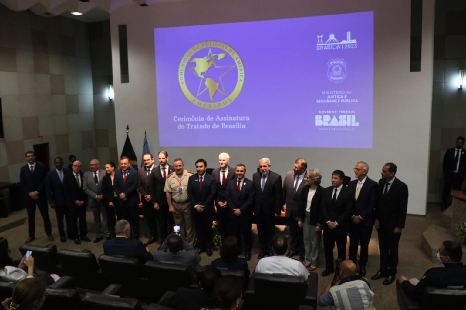 Chile se une a AMERIPOL: la red de cooperación policial más importante ...