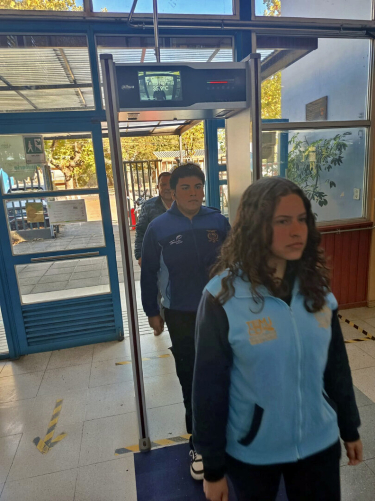 A una semana de su colocación: Alumnos del Insuco valoran instalación ...